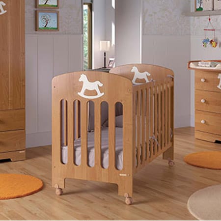 Una cuna de alta calidad es imprescindible para el niño - VisitaCasas.com